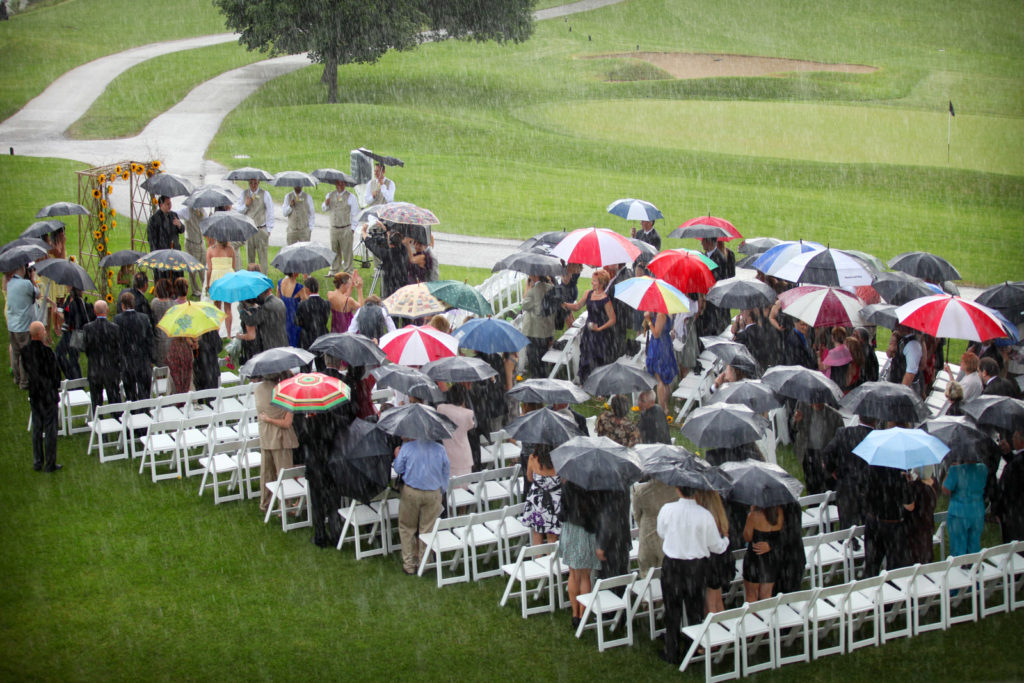 WHAT TO DO IF IT RAINS ON YOUR WEDDING DAY - Jason Kaczorowski Photography